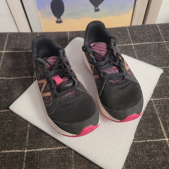 New Balance | Shoes | New Balance Girls Sneakers | Poshmark
